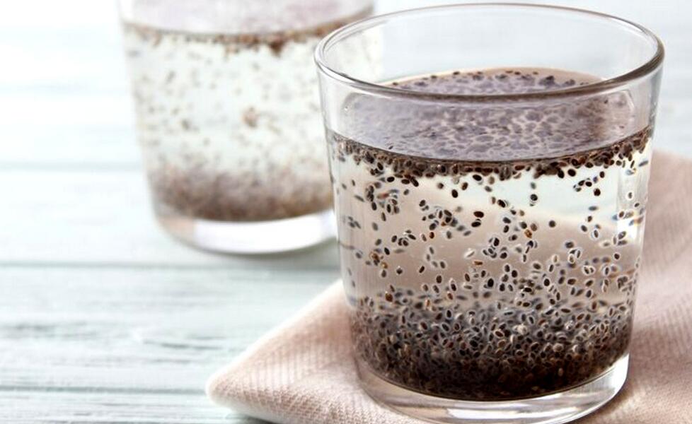 18 Easy Ways To Eat Chia Seeds in the Right Way
