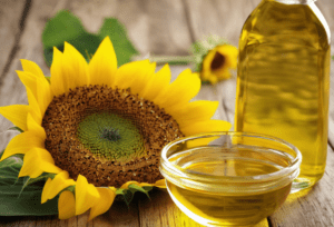 18 Benefits of Sunflower Oil and Potential Side Effects