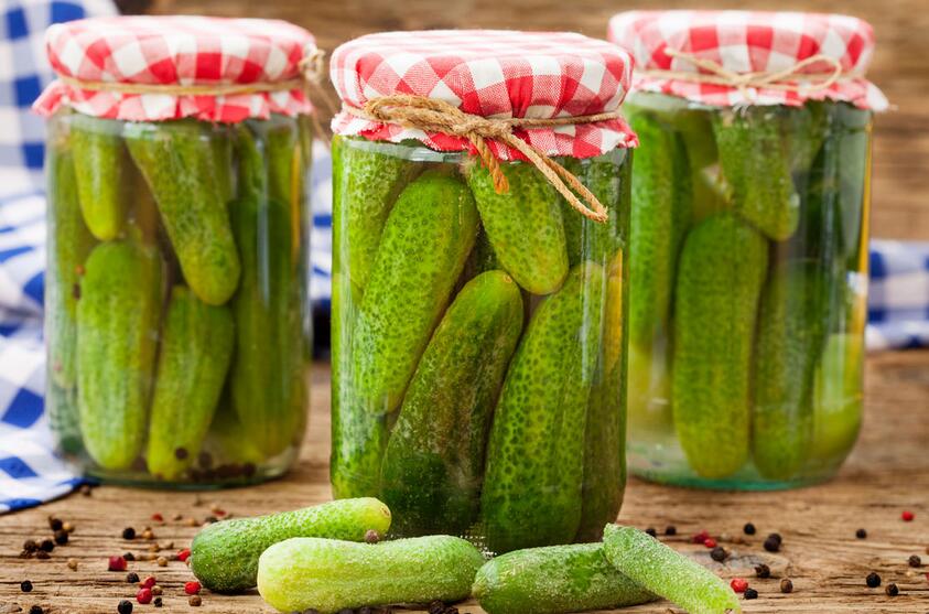Are Pickles Good for You? Nutrition, Health Benefits and Risks