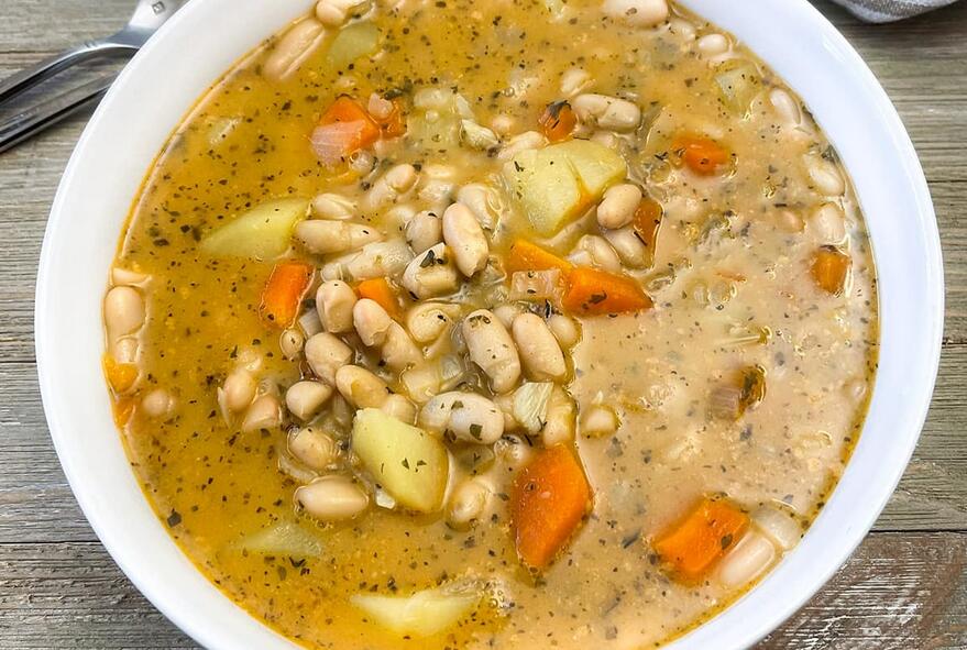 Navy Beans:16 Benefits, Side Effects & How to Cook Them